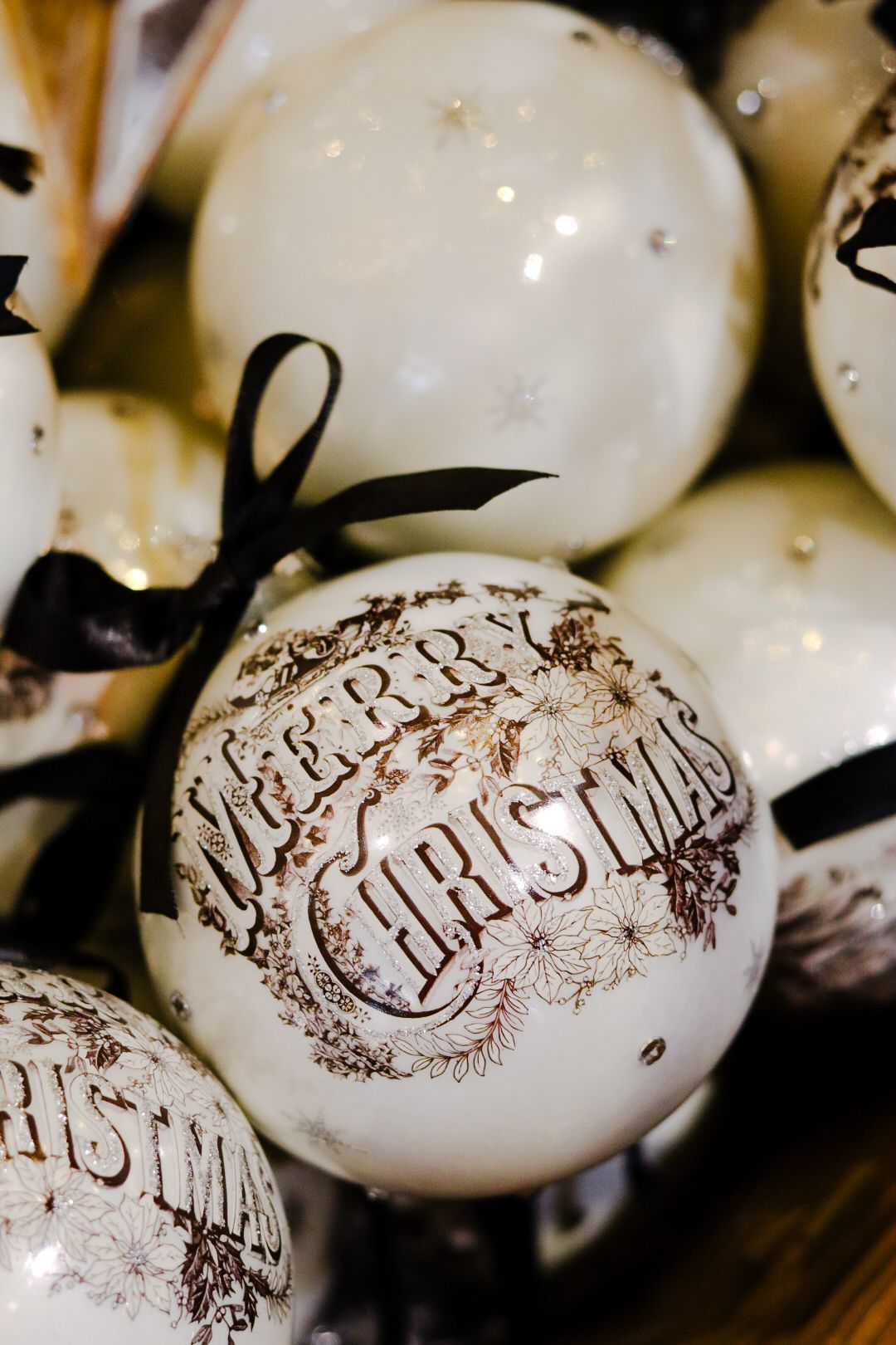 Hyde Park Corner lights up for the festive season – Mzansi Life & Style ...